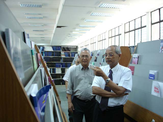 Courtesy visit from BP Koirala Institute of Health Sciences (BPKIHS ...